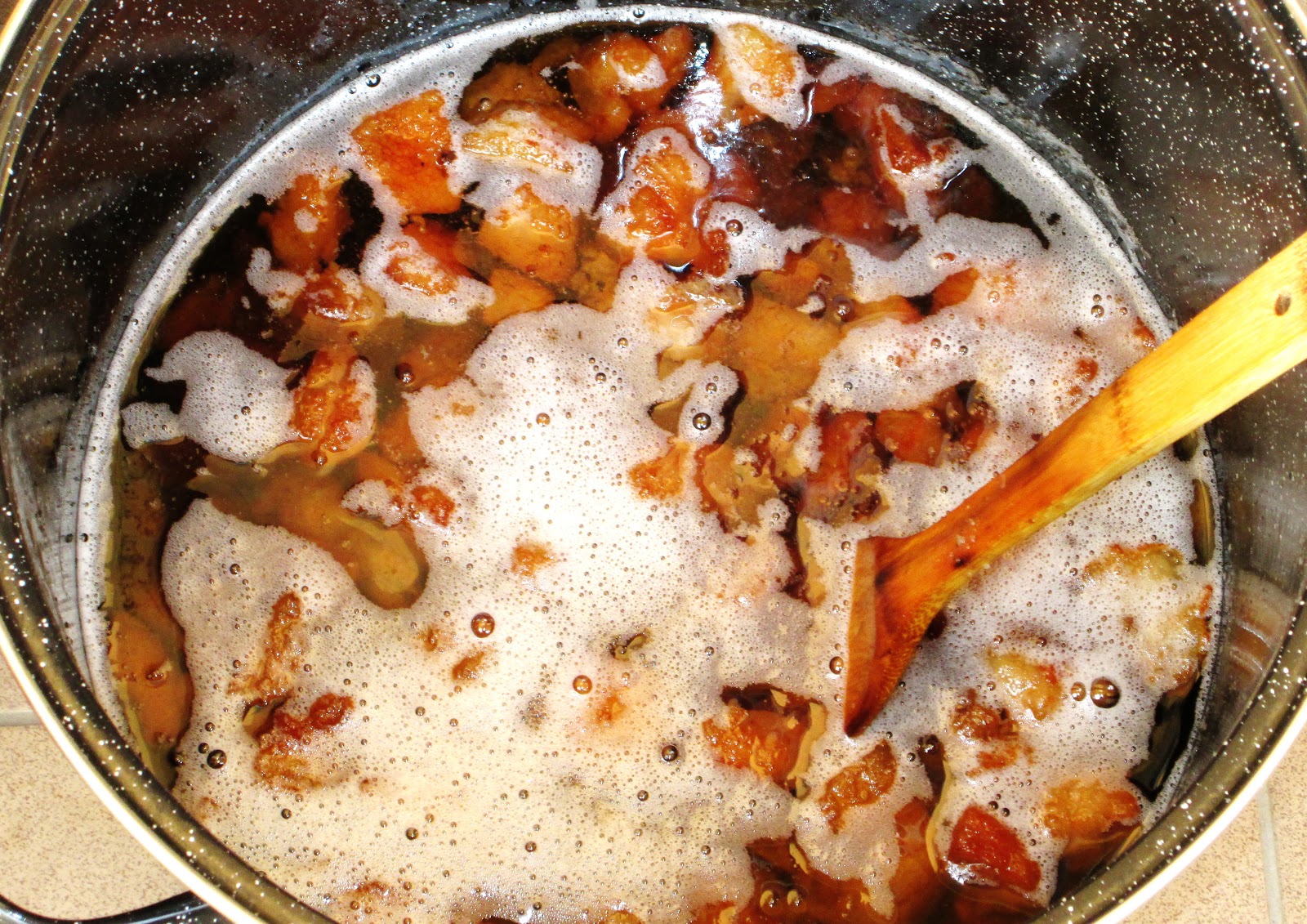 Aici, doar gustul conteaza.....: JUMARI si TOPIREA UNTURII