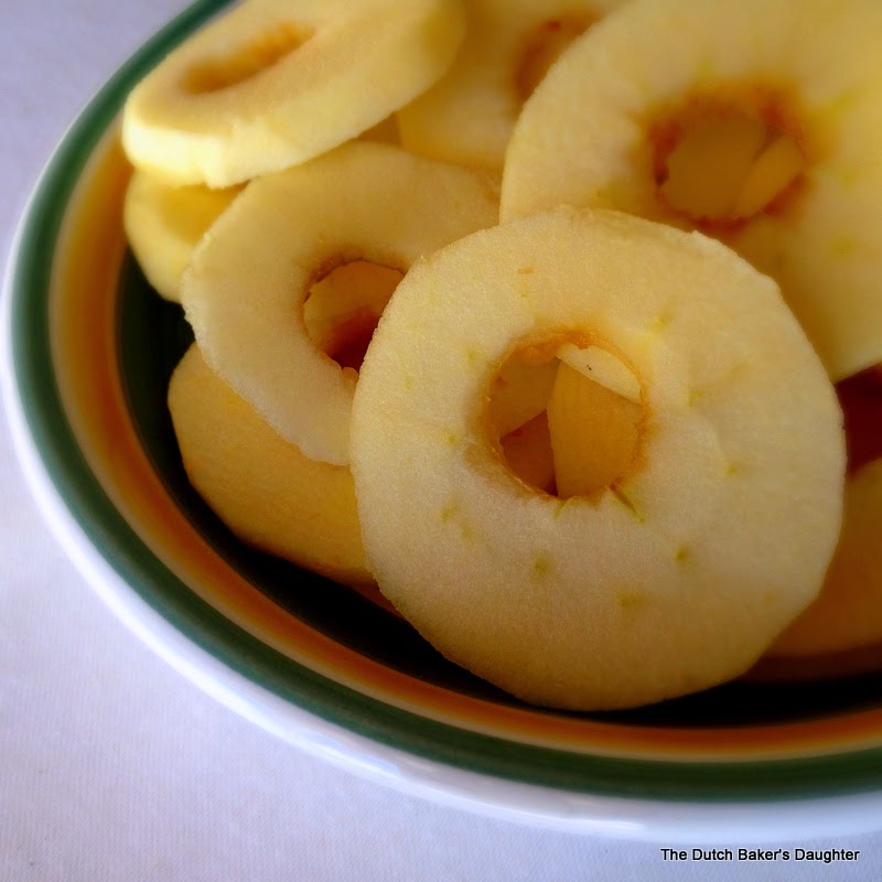 The Dutch Baker's Daughter: Appelbeignets (Dutch Apple Fritters)