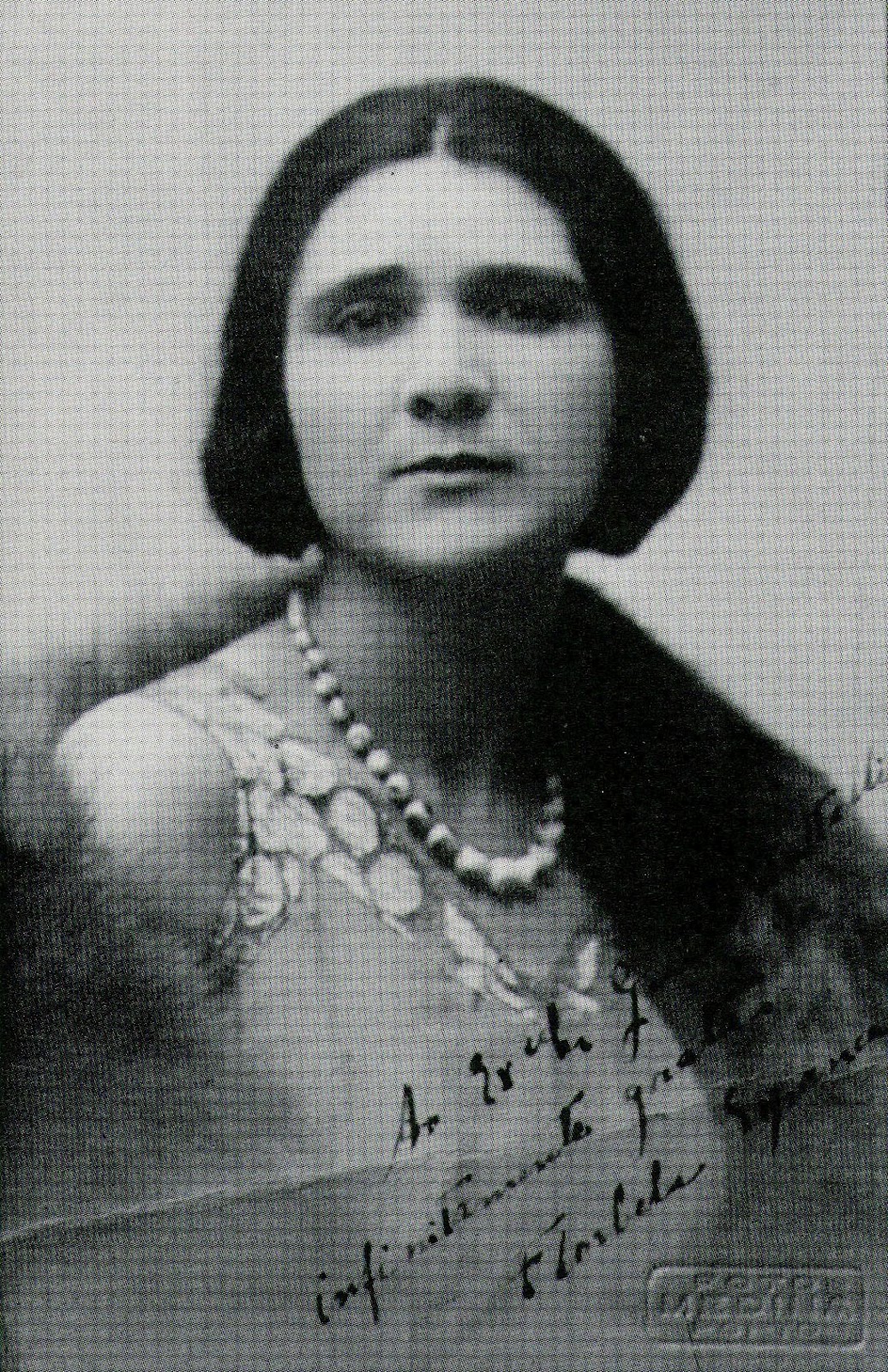 Florbela Espanca - a vida e a alma de uma poeta | Templo Cultural Delfos