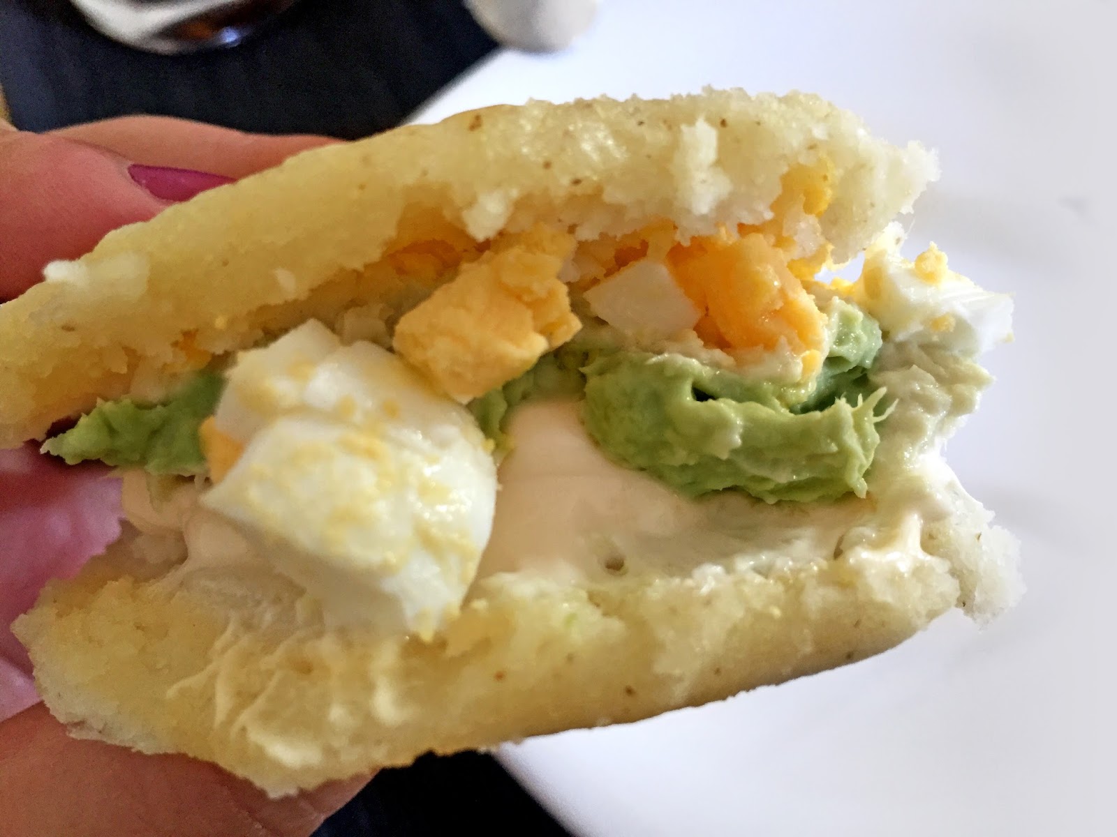 RECETA: Arepas asadas Reina Pepiada con Mayonesa Guachinerfe