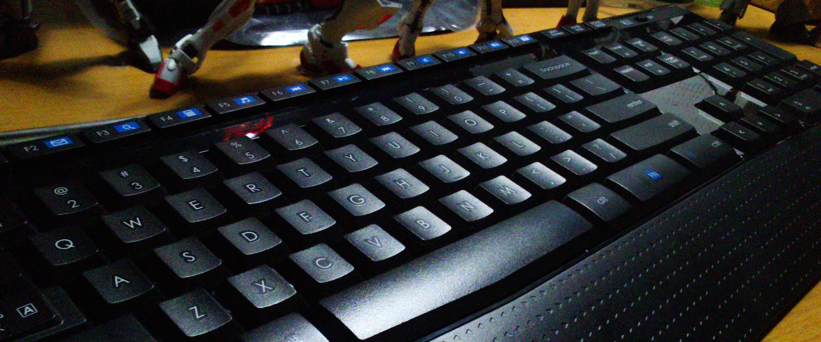 Logitech Wireless Combo MK345 : Unboxing & Review