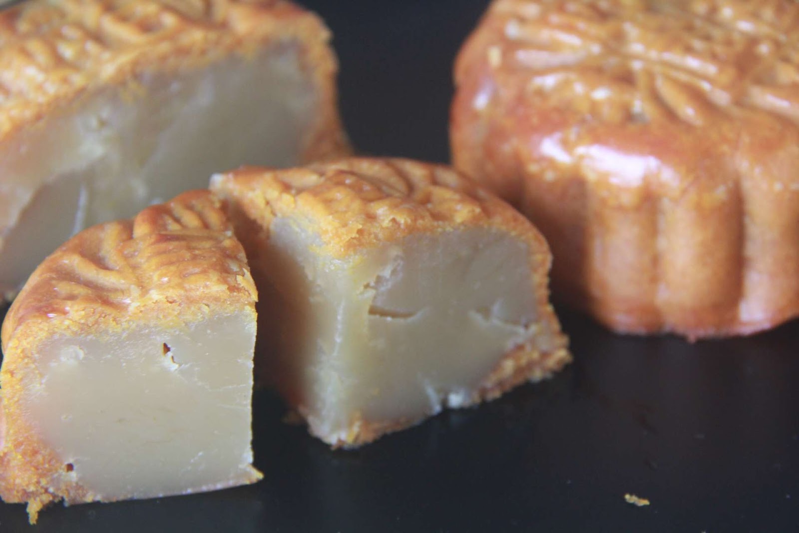 Simple Indulgence: Traditional Baked Mooncake