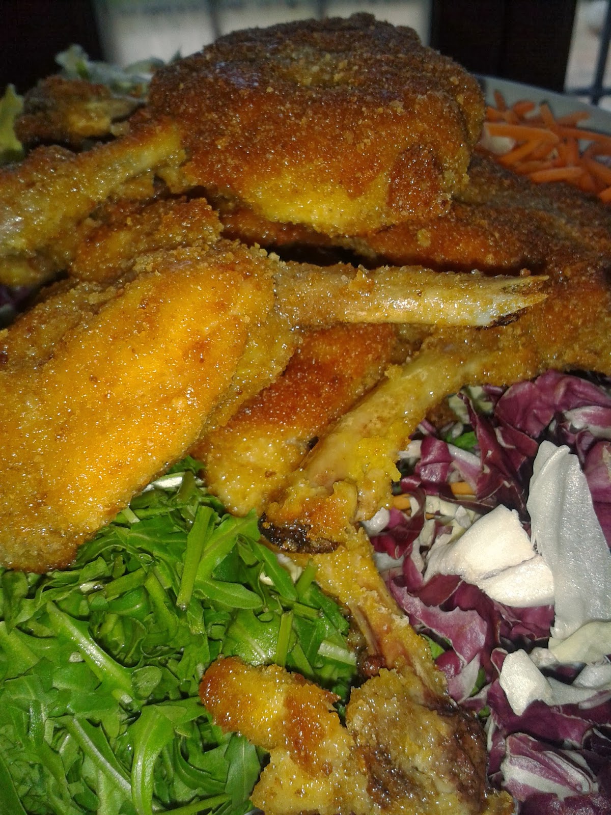 Alette di pollo disossate e fritte