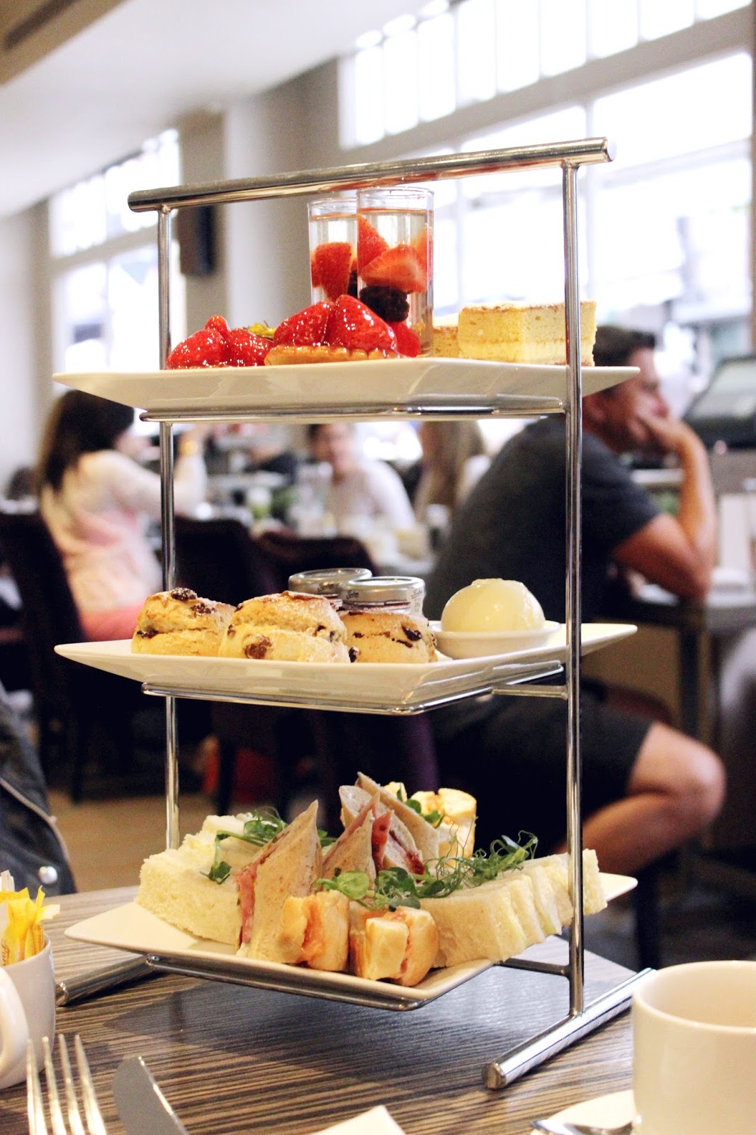 The Afternoon Tea Club Reviews: Matilda Tea at The Radisson Blu ...
