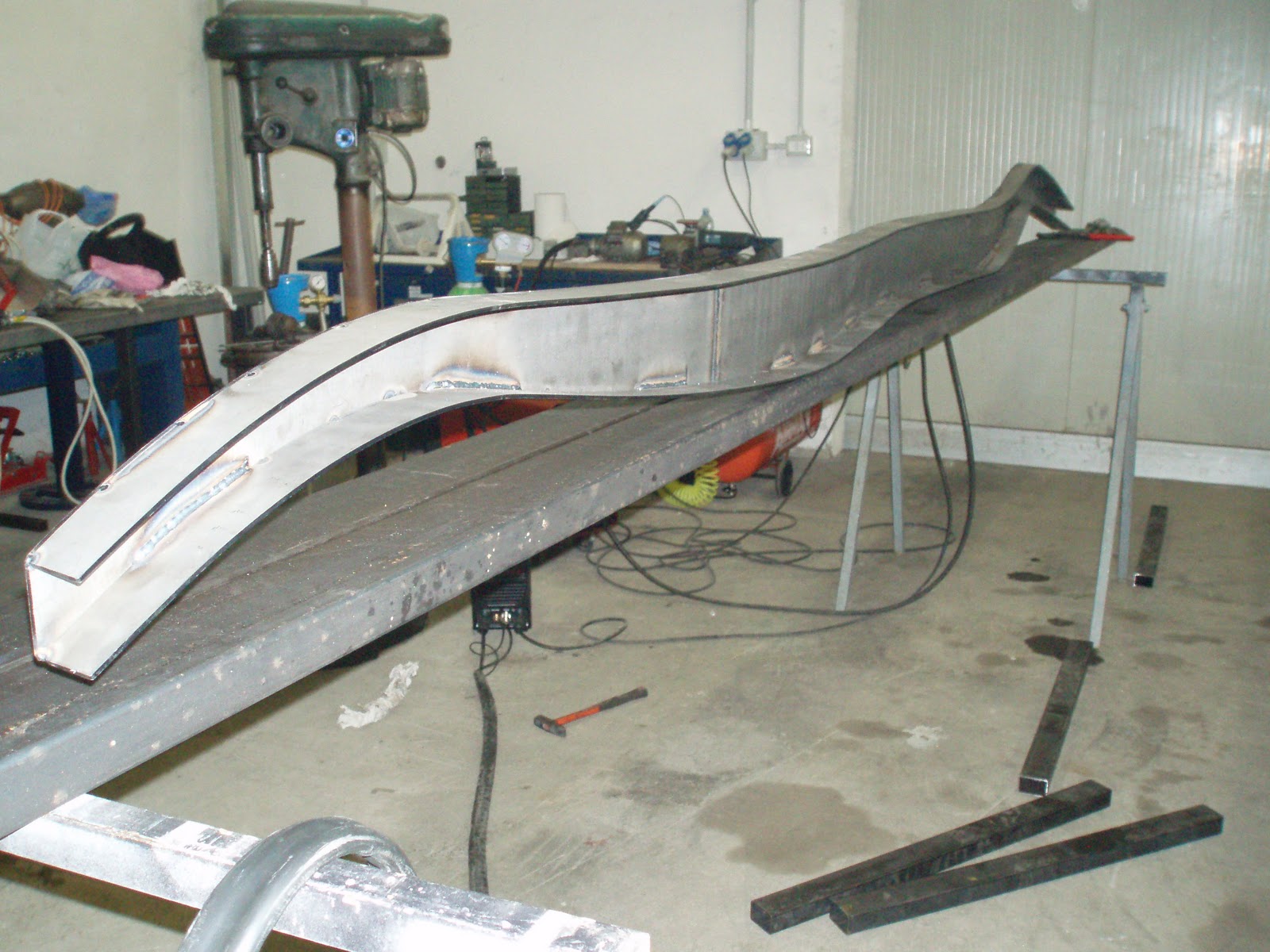 WISE GUYS C.C.: Welding '32 frame