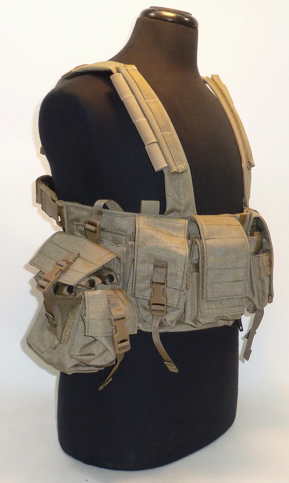 Webbingbabel: LBT-1961G Load Bearing Chest Rig w/ Zipper