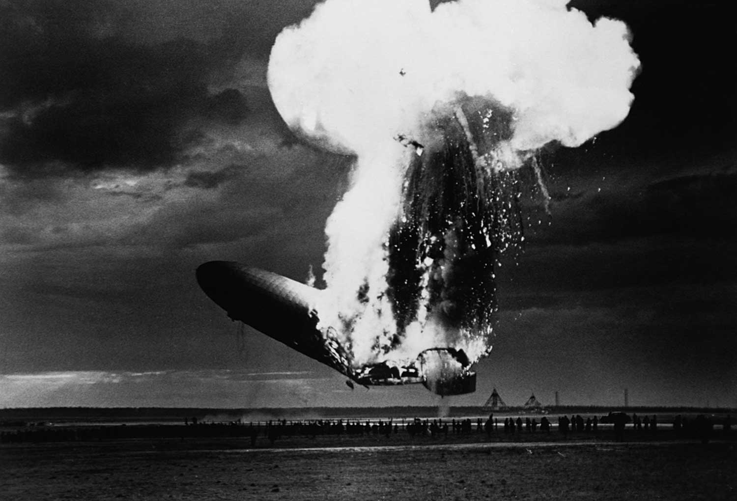 IMAGENES: 1937. Accidente del dirigible Hindenburg