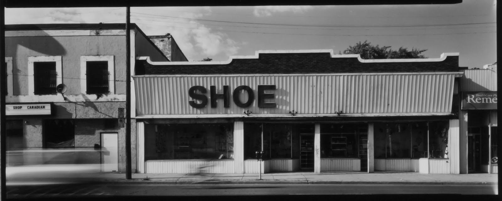 The Picture Desk: Old storefront in Hamilton