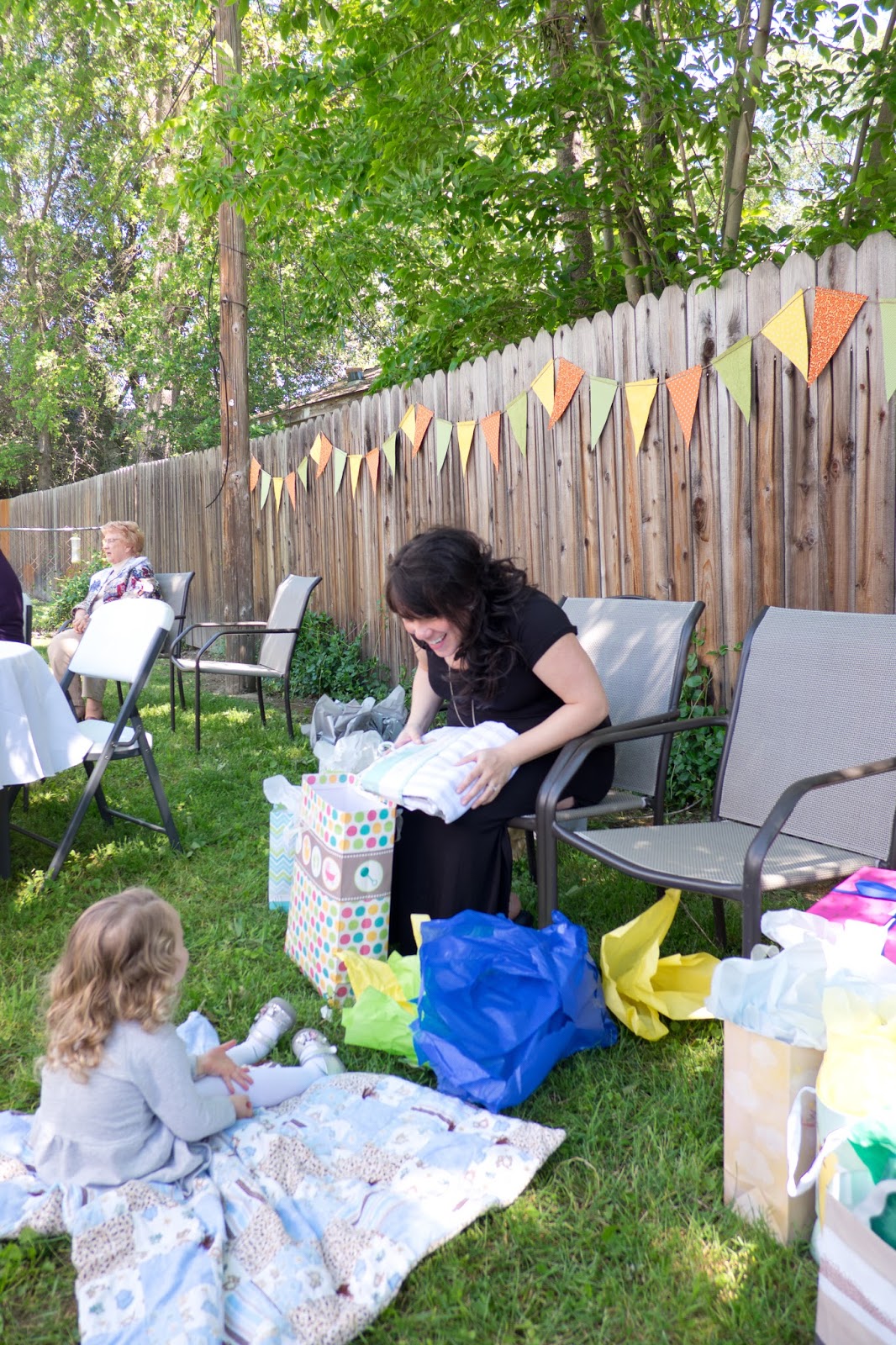 Domestic Fashionista: My Rustic Backyard Baby Shower