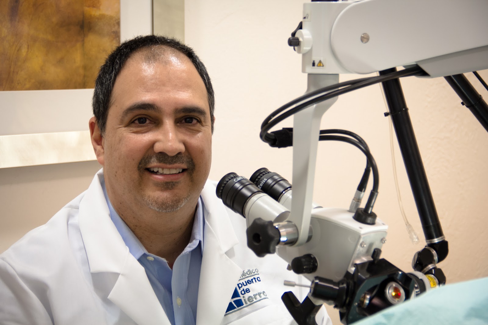 Dr. Roberto Velázquez Salim