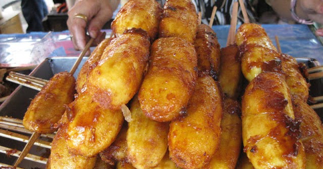 Banana Que and Turon - Filipino's Local Snack Favorite