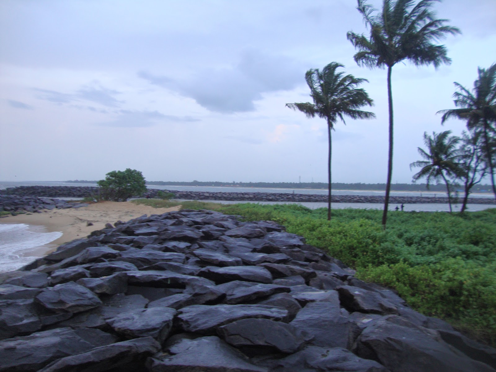 YENNAAR: Mattu Beach