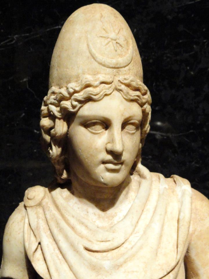 La Luna e il Sole il culto degli illiri (gli uomini liberi) - Turismo ...