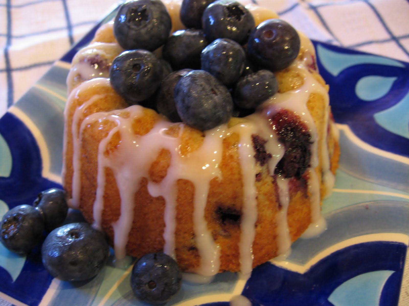 cookin' up north: Mini Blueberry Bundt Cakes
