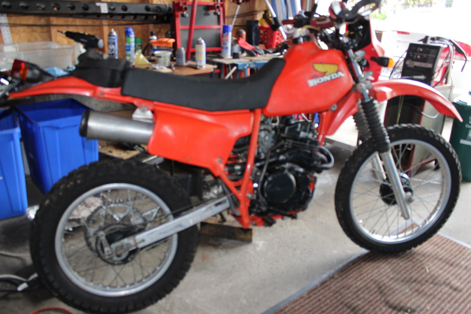 Motorcycling : 1984 Honda XR200R Rebuild