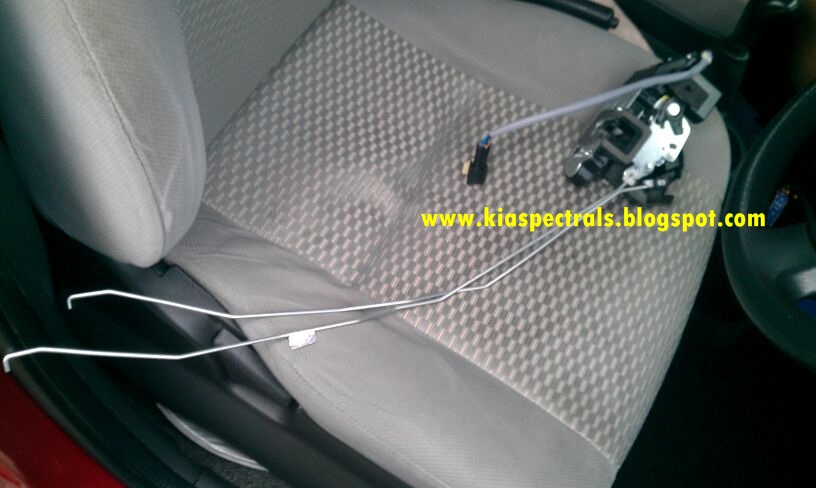 KIA SPECTRA: Problems with ur CENTRAL LOCKING @ KIA SPECTRA.