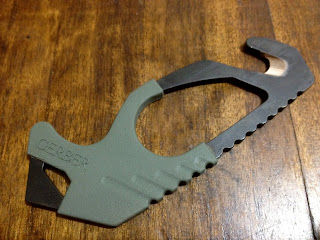 ApocalypseEquipped: Review: Gerber Strap Cutter