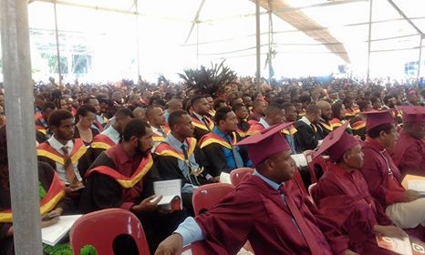Over 900 students graduate from PNG University of Technology - Papua ...