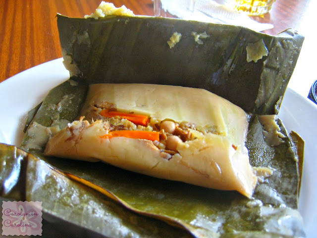 Carolyn in Carolina: How to make Costa Rican tamales!