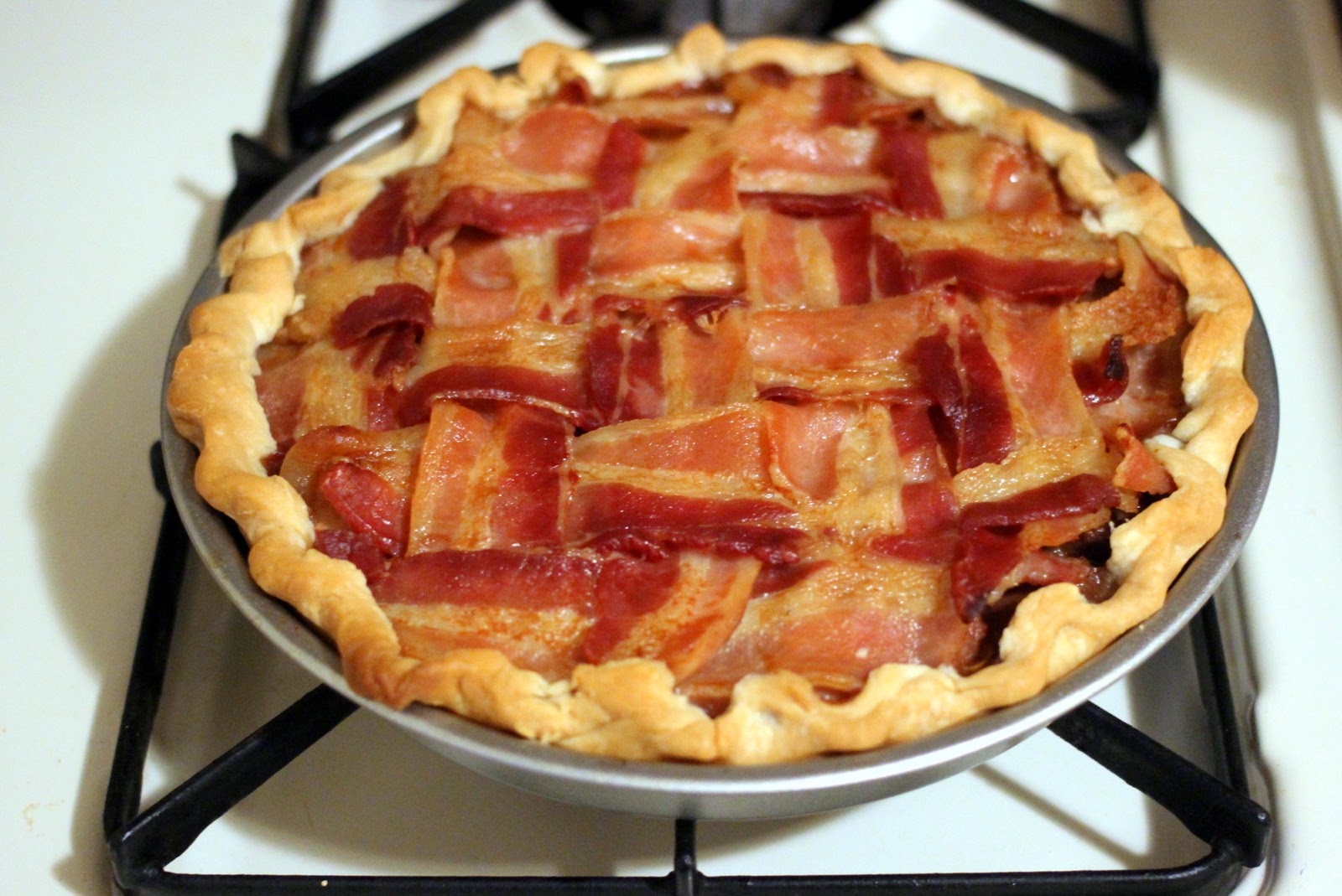 MelonChef: Beef and Bacon Pie for Game of Thrones Premiere