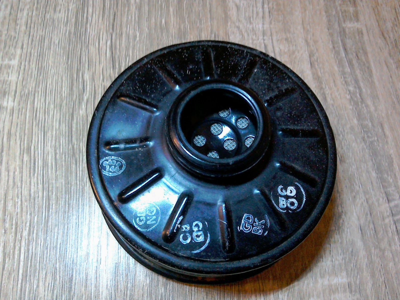 Mr. Aphoristic: British S10 NBC Respirator Part 1