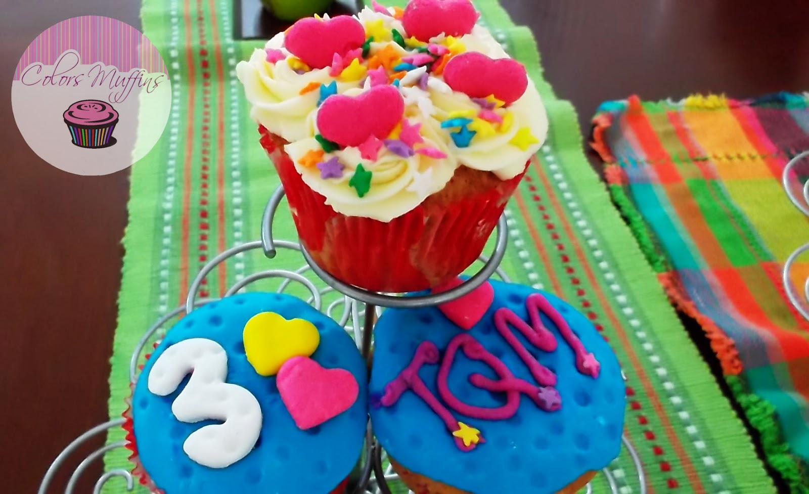 Colors Muffins: Muffins para tu aniversario