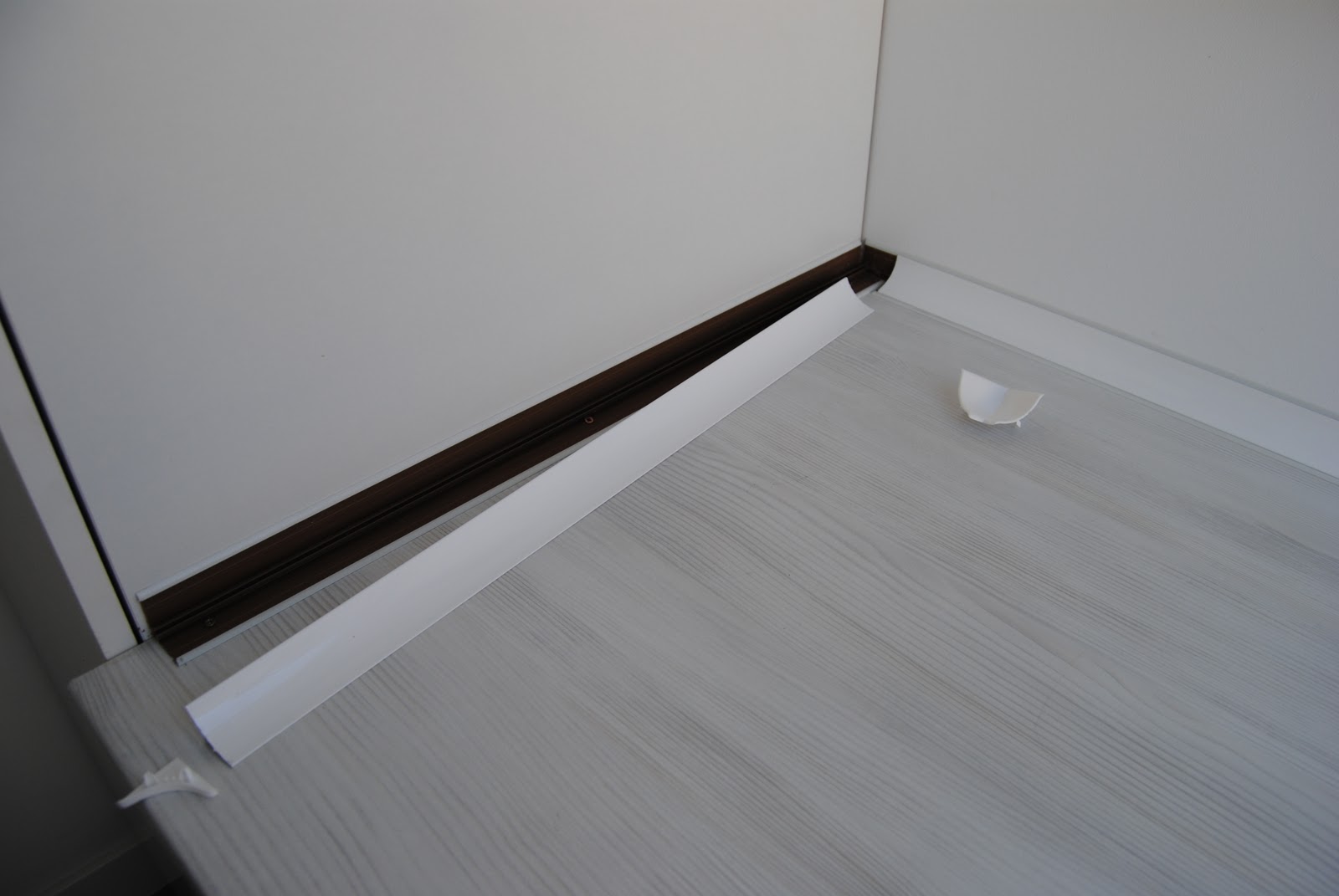 Aprendizdetodo: COMO COLOCAR EL COPETE DE UNA ENCIMERA