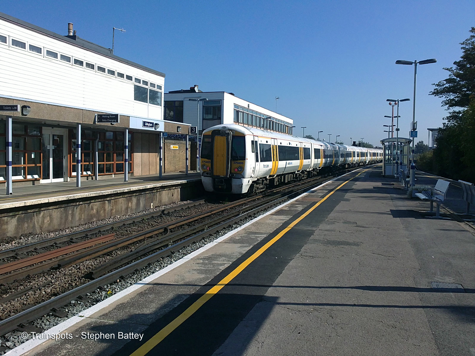 transpress nz: Gillingham station in Kent then and now