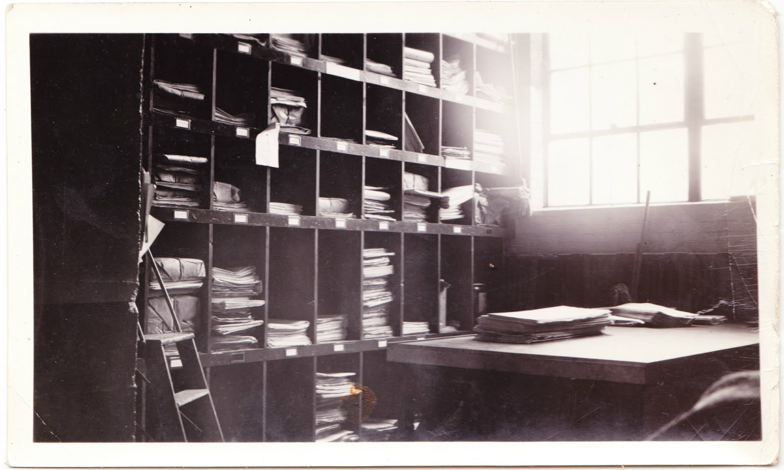 Papergreat: Four cool vintage workplace photos