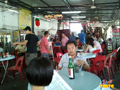 喜悦品尝 (｡ ‿ ｡): 北海阿坤卤面 Ah Khoon Loh Mee