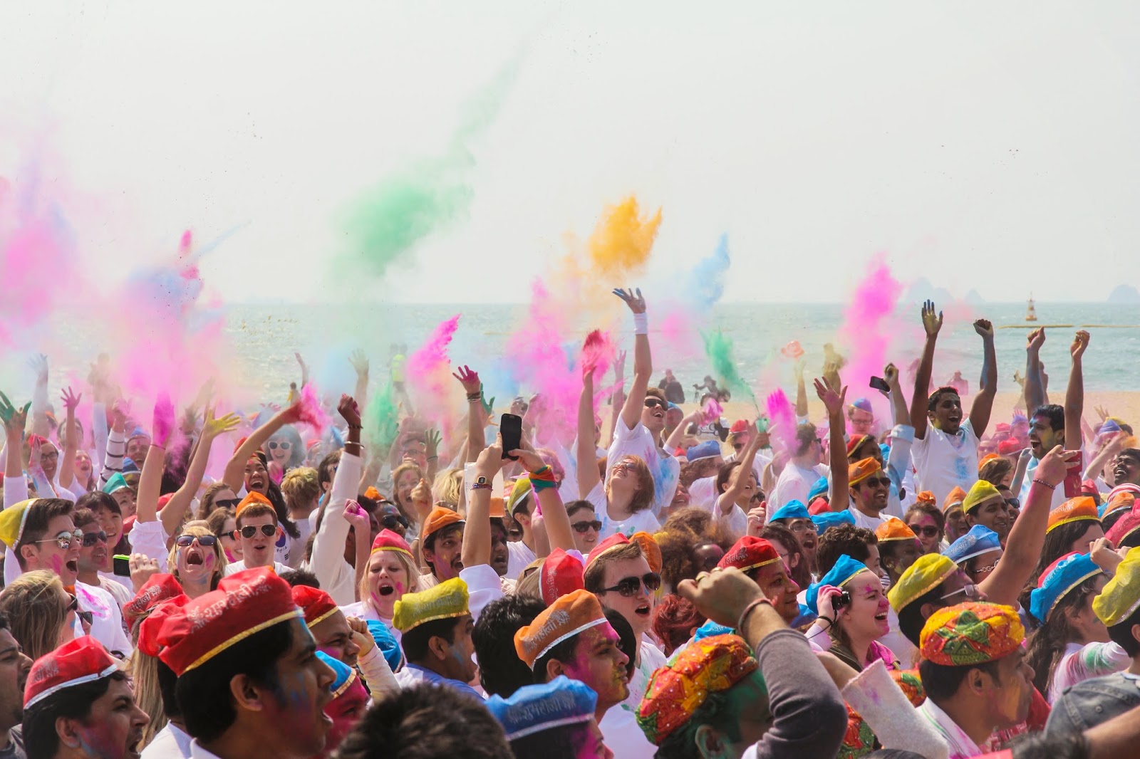 A Morsel of Marie's Musings...: Holi Hai...A festival of color and love ...