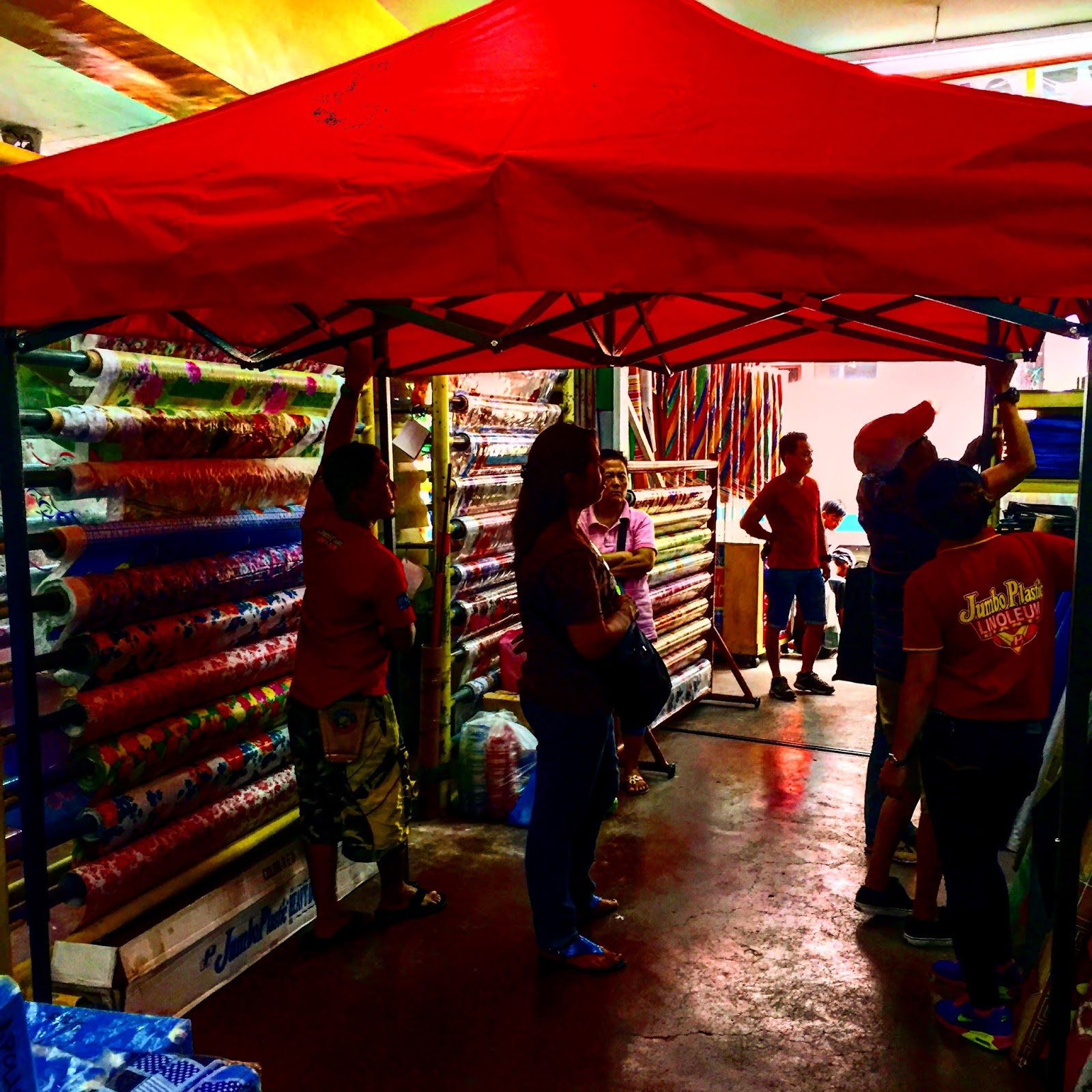 Bazaar Retractable Tent , Party Gazebo Tent , Tent for UNDAS Best Price ...