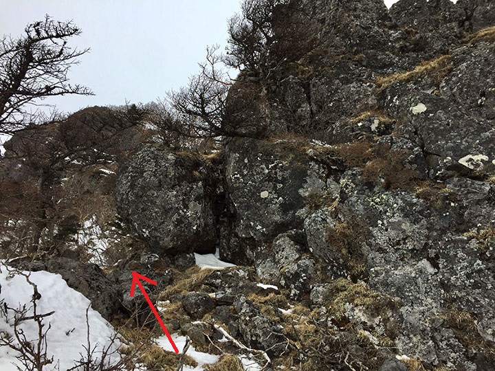 CLIMB JAPAN: The Tengu ridge of Akadake (赤岳天狗尾根)