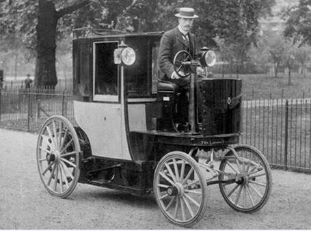 car: early taxi, just a year or two after letting the horse off the ...
