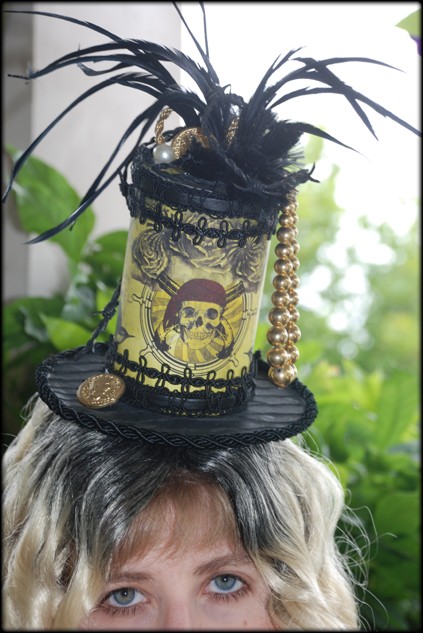 Tiny Hats Weekly: August 2011