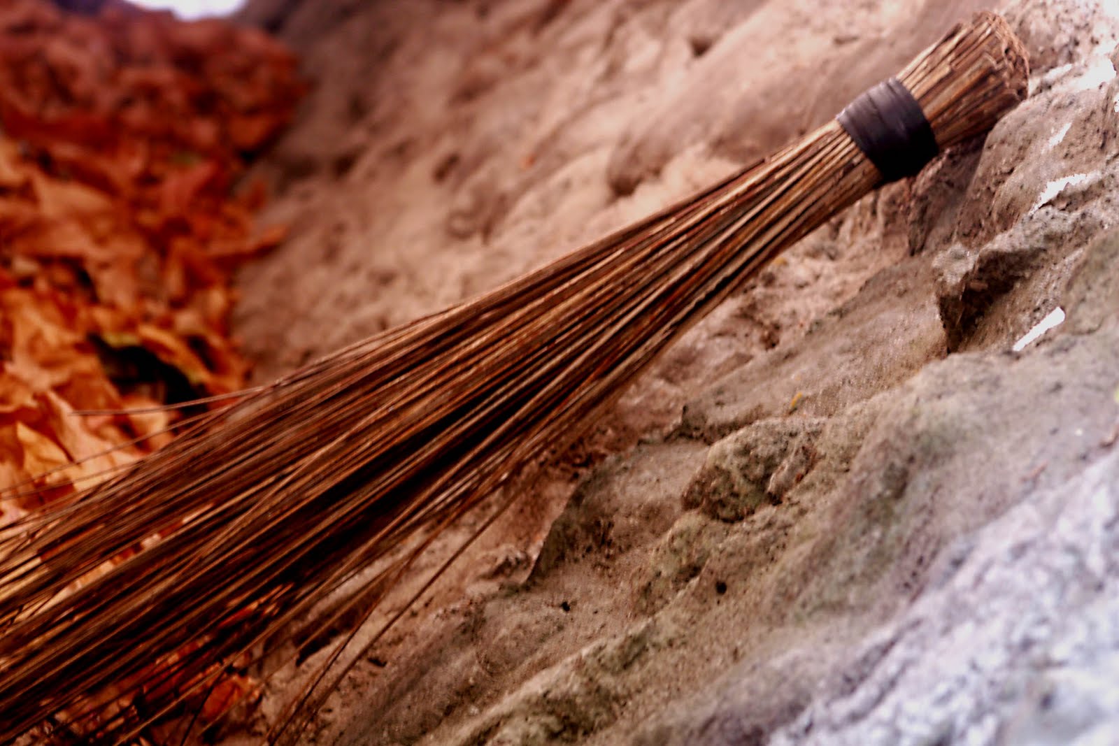 A Pair and Peaches: The weekend is over...