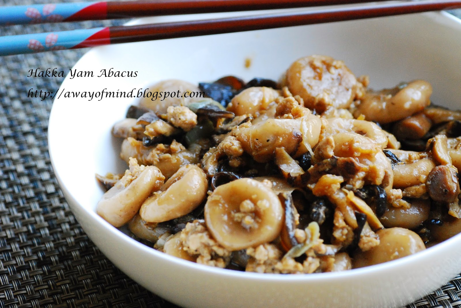 Awayofmind Bakery House: Hakka Yam Abacus Seeds 客家算盘子