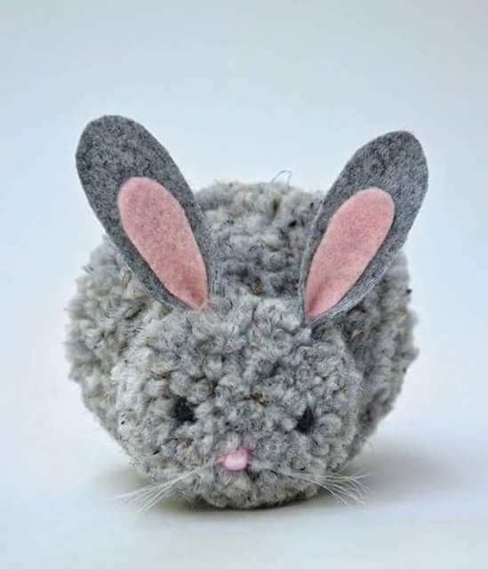 Tina's handicraft : rabbit pom pom - photo tutorial