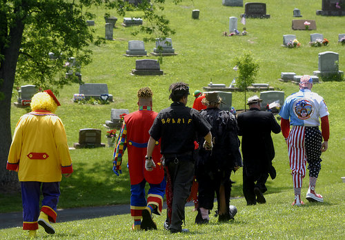 FunnyFunkyFuneral Canada: Theme Funeral