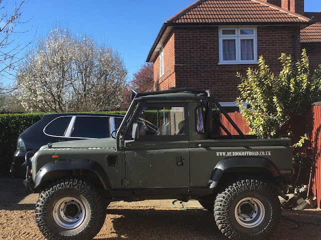 Landrover Defender: LAND ROVER 90 DEFENDER TURBO DIESEL, MONSTER TRUCK ...