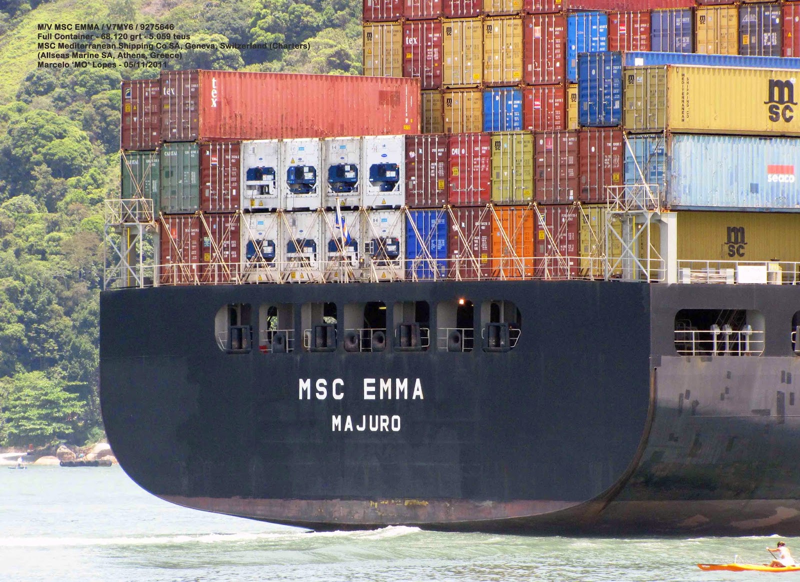 Santos Shiplovers: M/V MSC Emma / V7MY6 - 5.095 teus