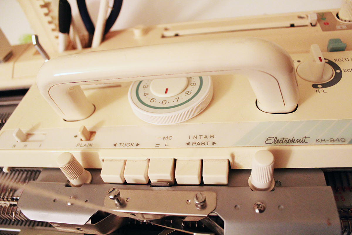 Stitchlogue Blog: handmade by Calista: How to Add Half Milano Edging on ...