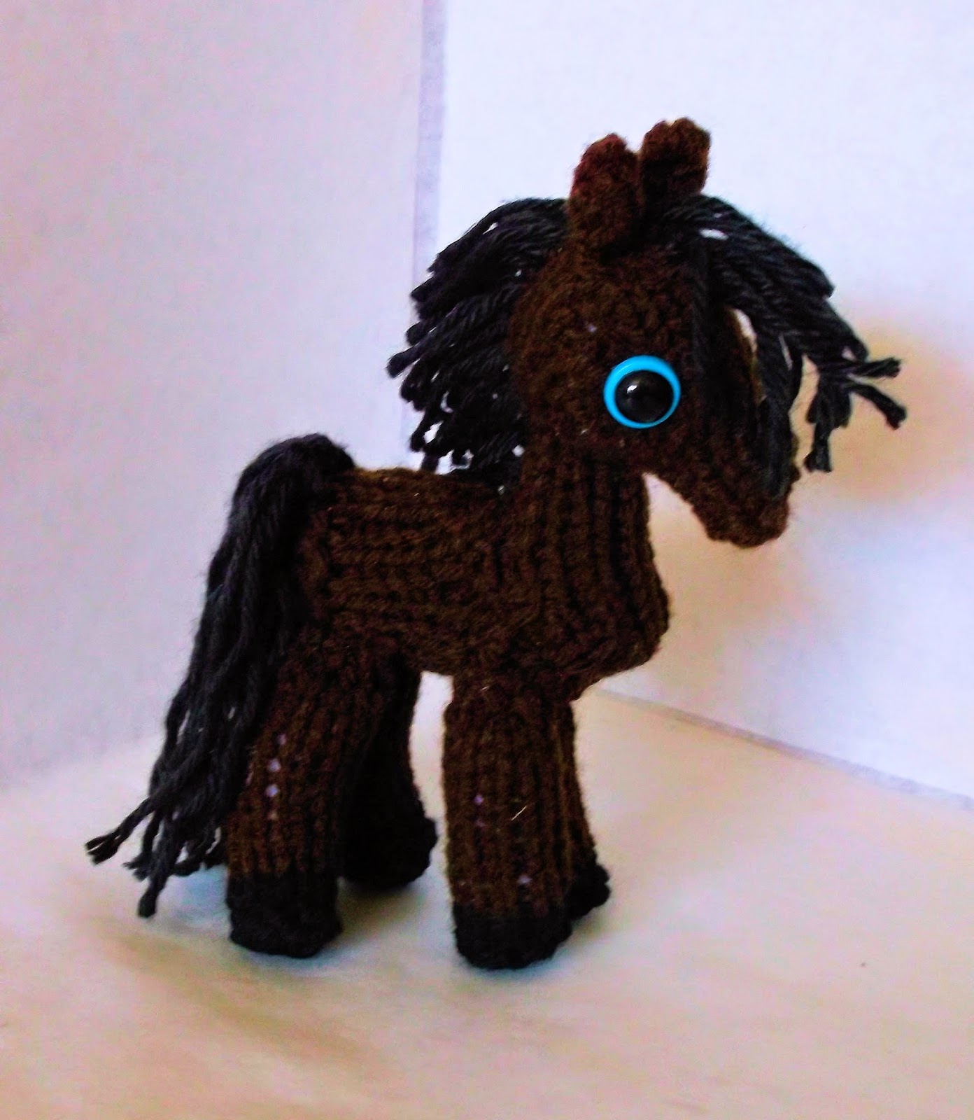 The Loom Muse : Loom Knit Animal Scarf from Existing Patterns