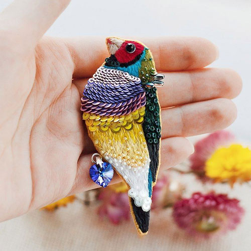 My Owl Barn: Hand-Embroidered Bird Brooches Adorned With Beads