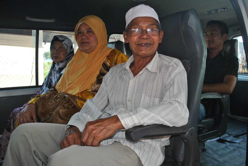 T E G A N U K I TA: Van khidmat masyarakat bantu orang awam