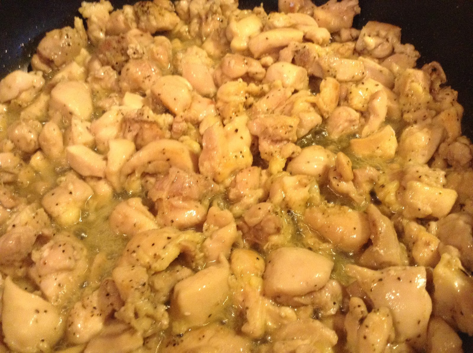 vive la vida: POLLO EN SALSA DE TOMATILLO Y CHILE SECO