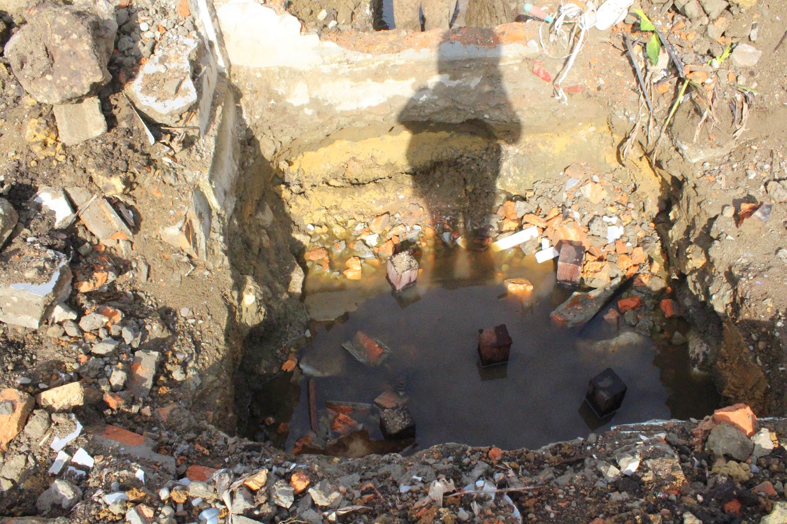 Pondasi Tiang Pancang Kayu Ulin