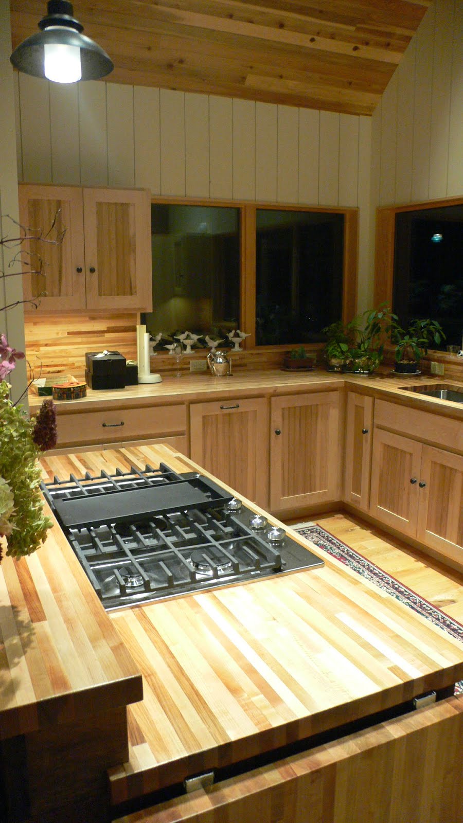 KNUT DESIGN: Modern House Cabinets