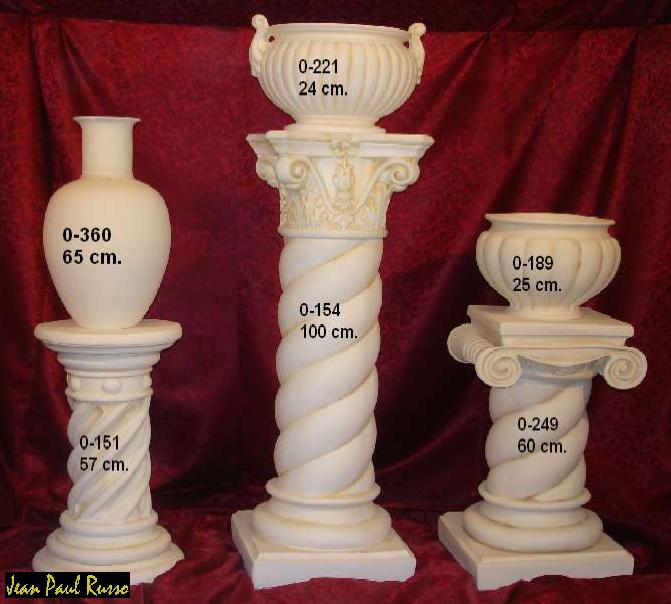 Jean Paul Russo - Møbler: Kolonner med vaser - sæt 05