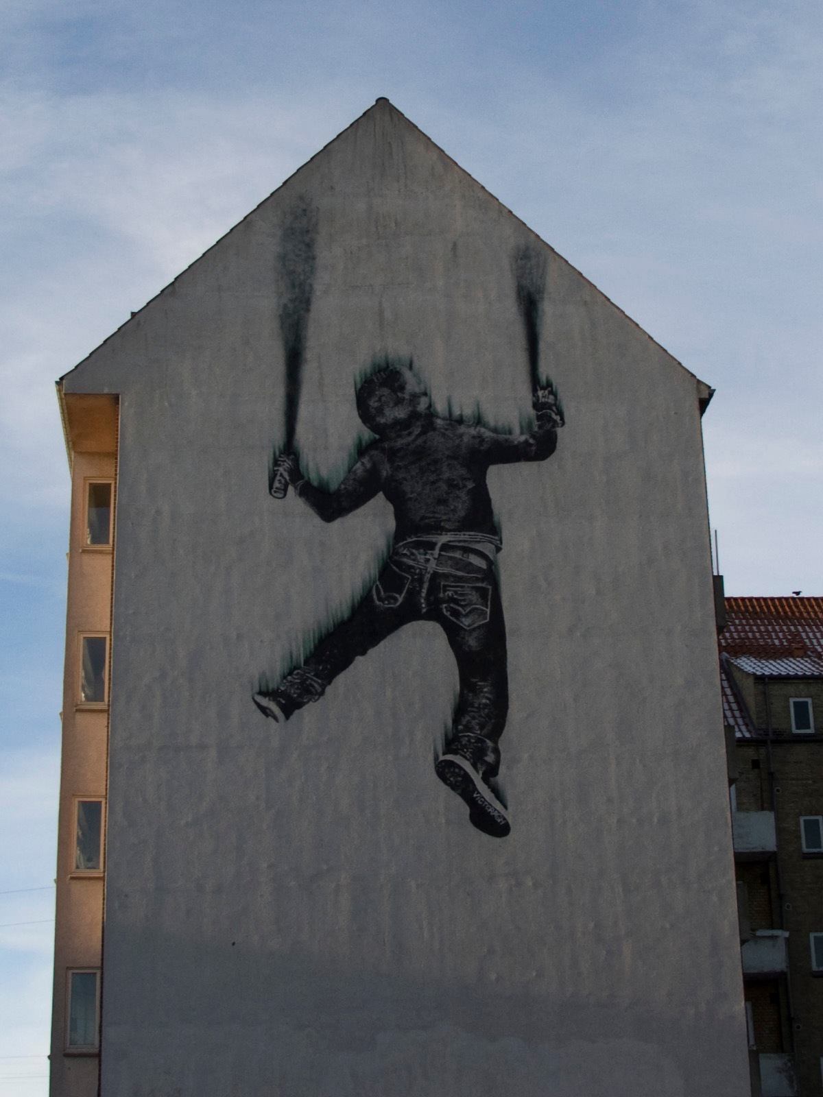 Victor Ash: Falling Graffiti Writer